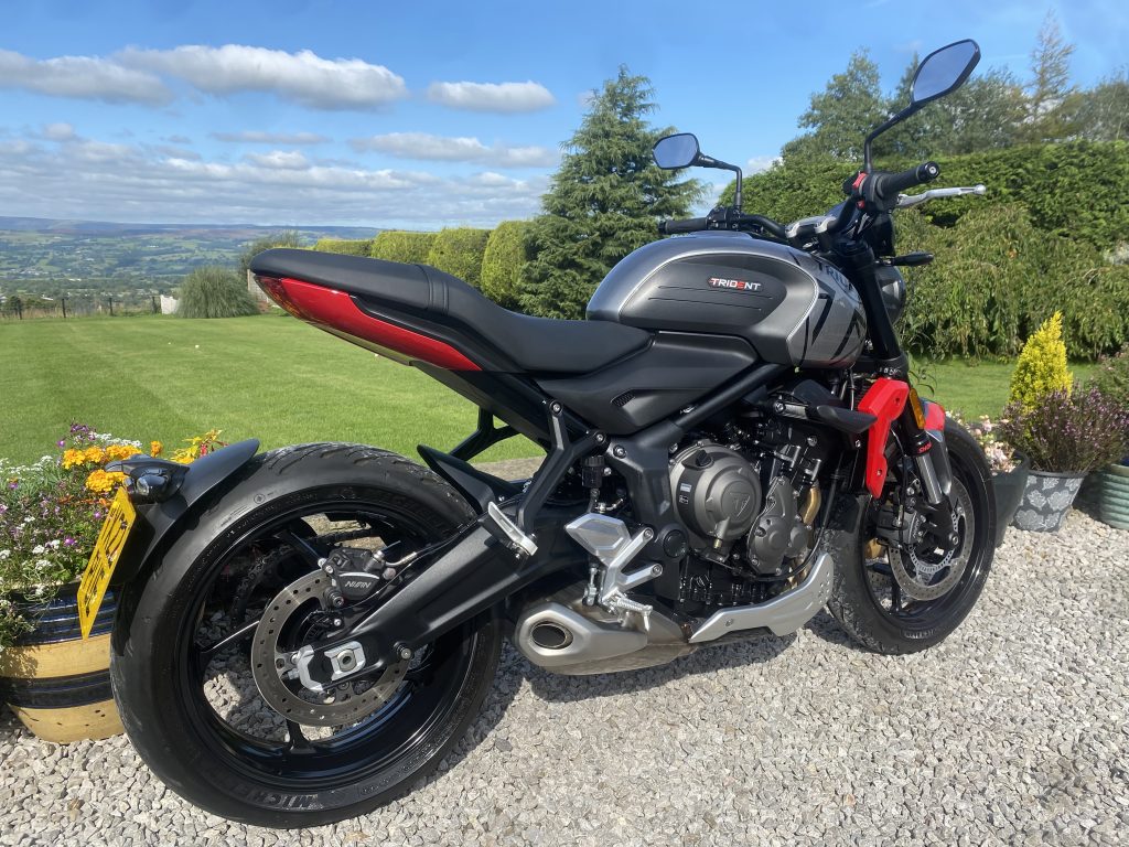 22 - 22 TRIUMPH TRIDENT 660 ABS - STUNNING MIDDLEWEIGHT NAKED WITH ...