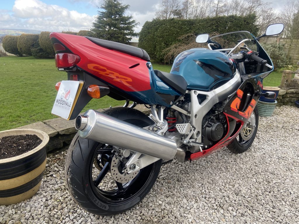 99 - T HONDA CBR900RR-X FIREBLADE - STUNNING SC33 BLADE - Woodvale ...
